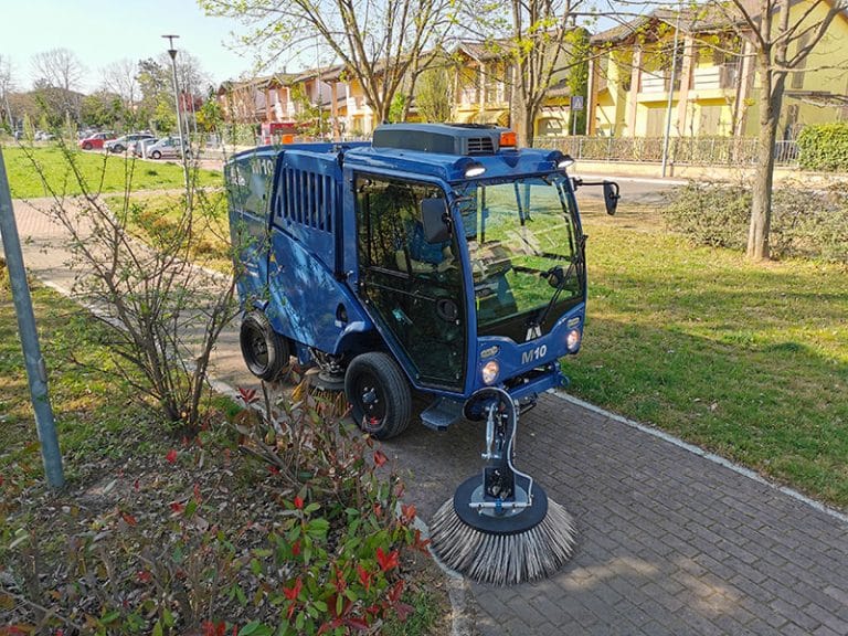 MACRO M10 PLUS | Road Sweeper | TARMS